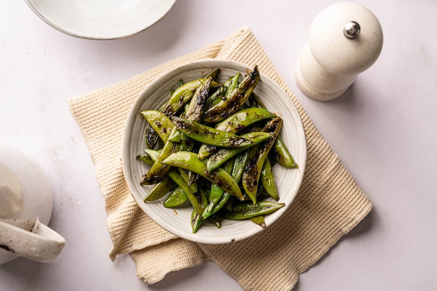 Garlic Sugar Snap Peas - {5 Ingredients & Ready Fast}