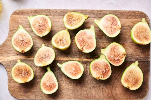 Grilled Figs - Slender Kitchen