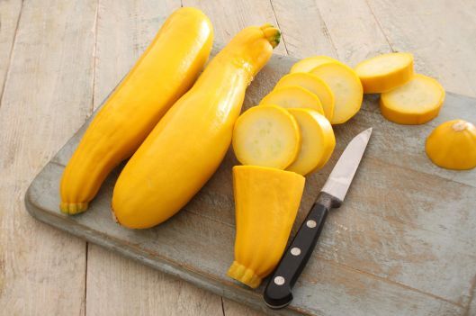 Yellow Squash: Why You Should Start Eating This Veggie Now - Slender ...