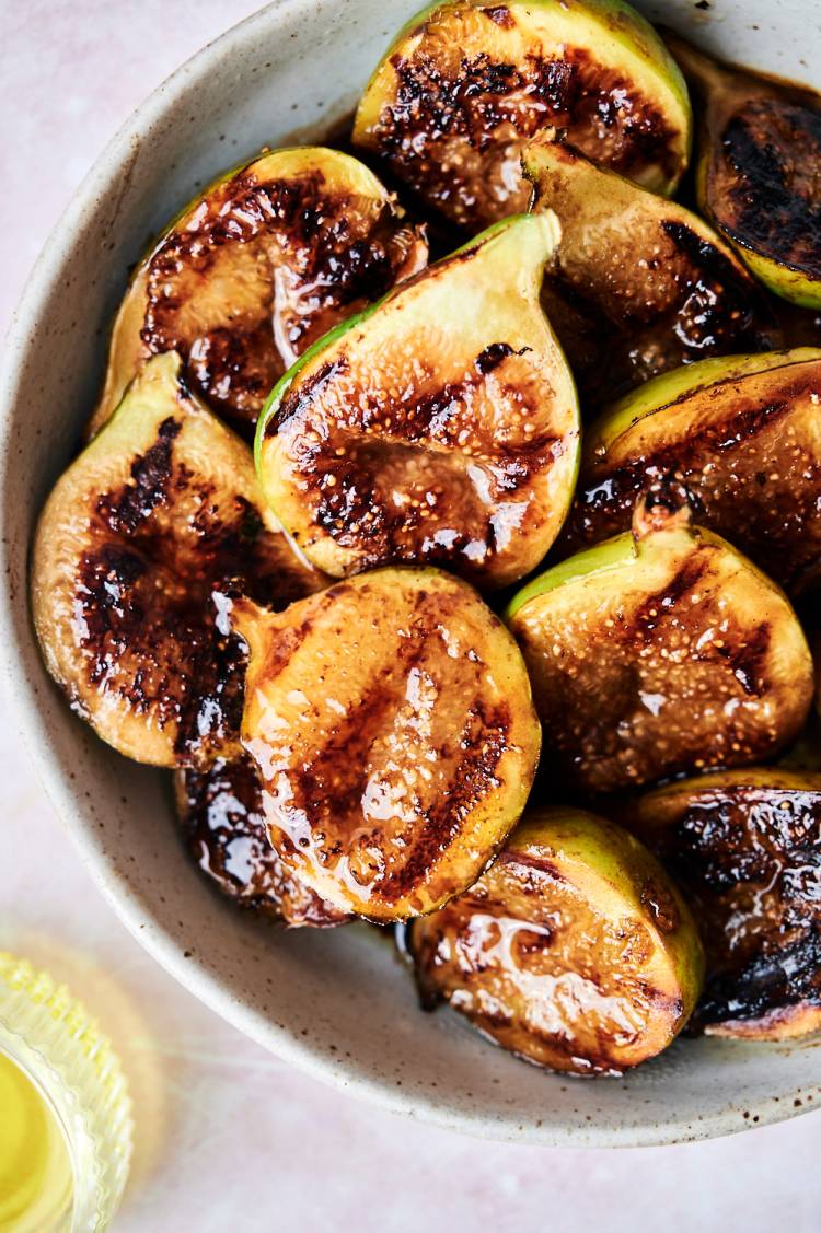 Grilled Figs - Slender Kitchen
