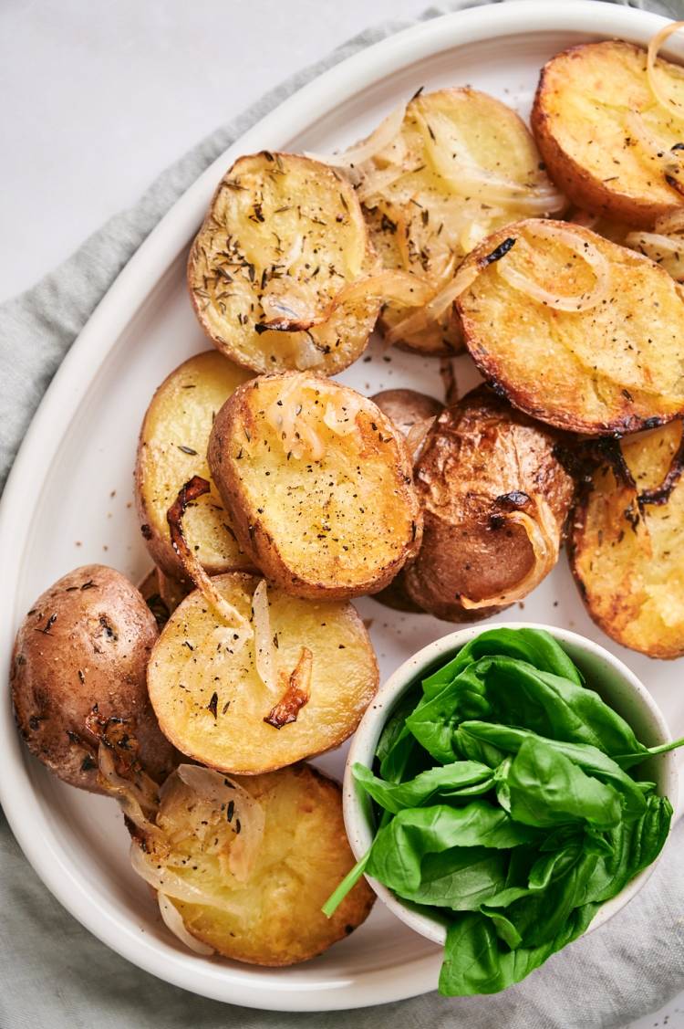 Grilled Red Potatoes (No Boiling Needed!)- Slender Kitchen