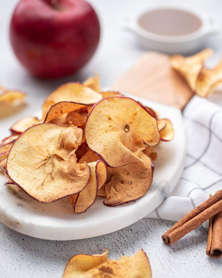 Apple Chips - Slender Kitchen