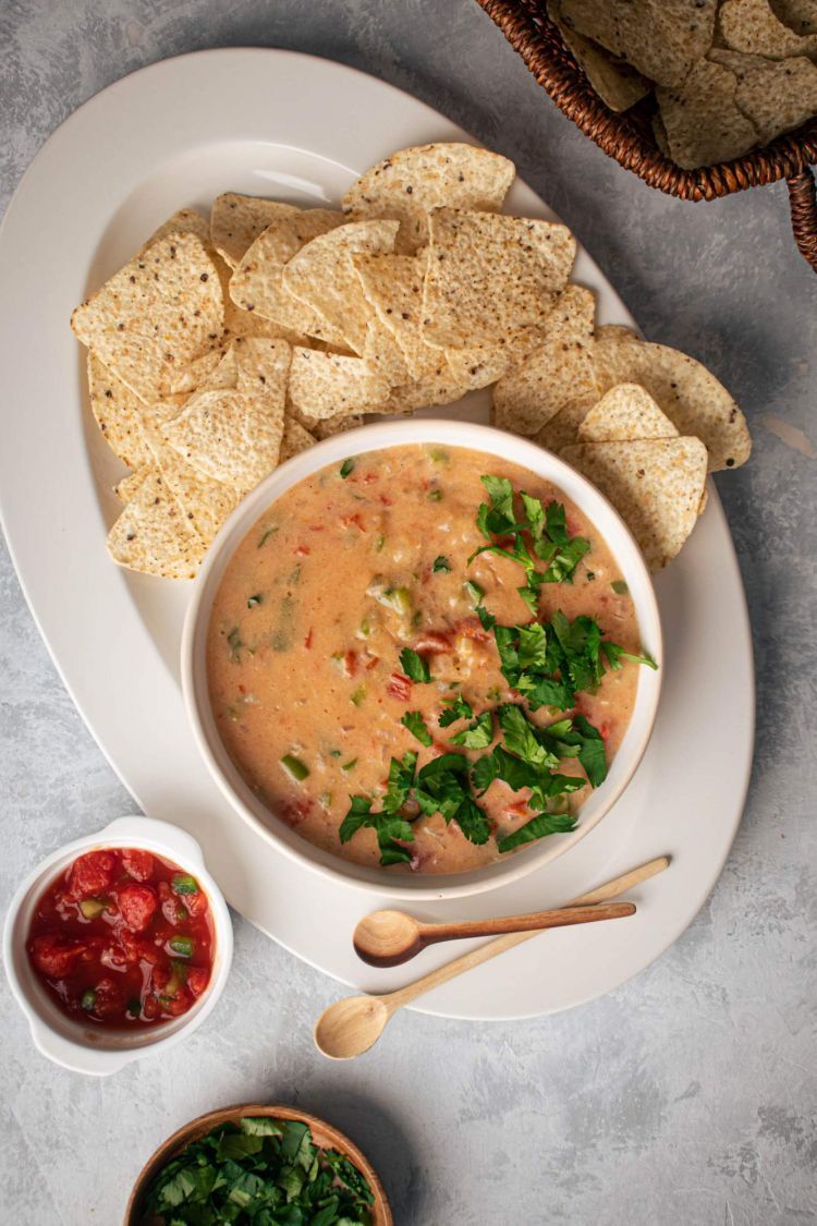 Healthy Queso Dip - Slender Kitchen
