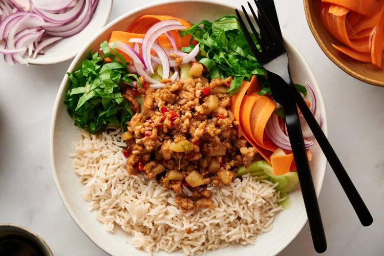 Asian Ground Turkey Bowls (15 Minute Meal!)- Slender Kitchen