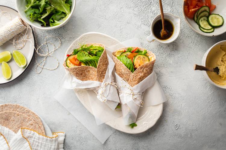 Hummus Vegetable Wraps - Slender Kitchen