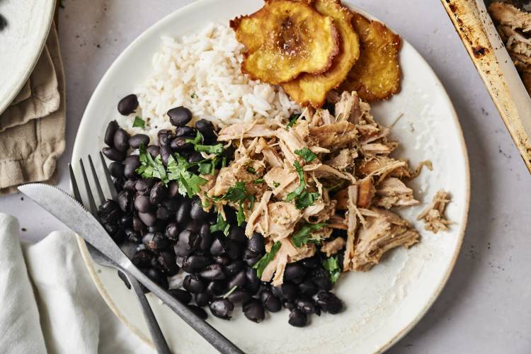 Slow Cooker Garlic Cuban Pork (10 Minute Prep!)