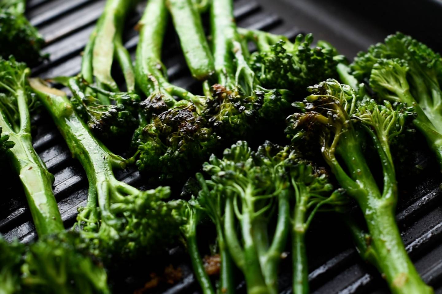 Garlic Grilled Broccolini {10-Minute, Restaurant Worthy}