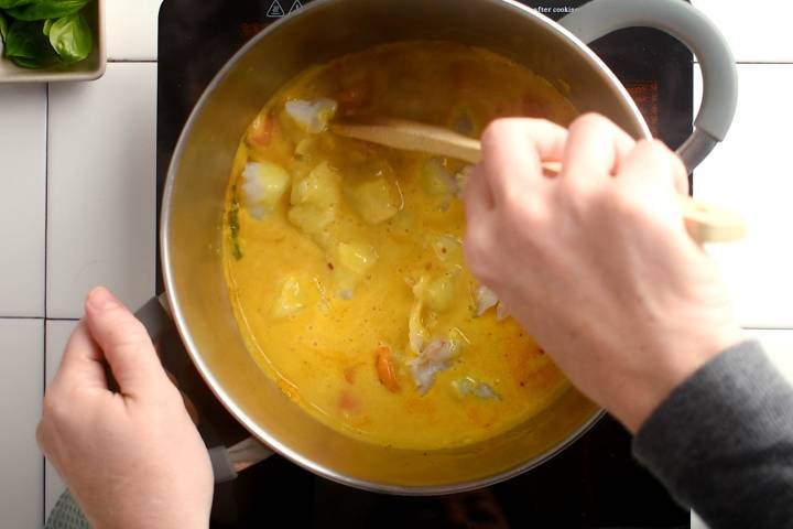 Fish Curry - Slender Kitchen