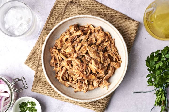 Chicken Machaca (Machaca con Pollo) - Slender Kitchen